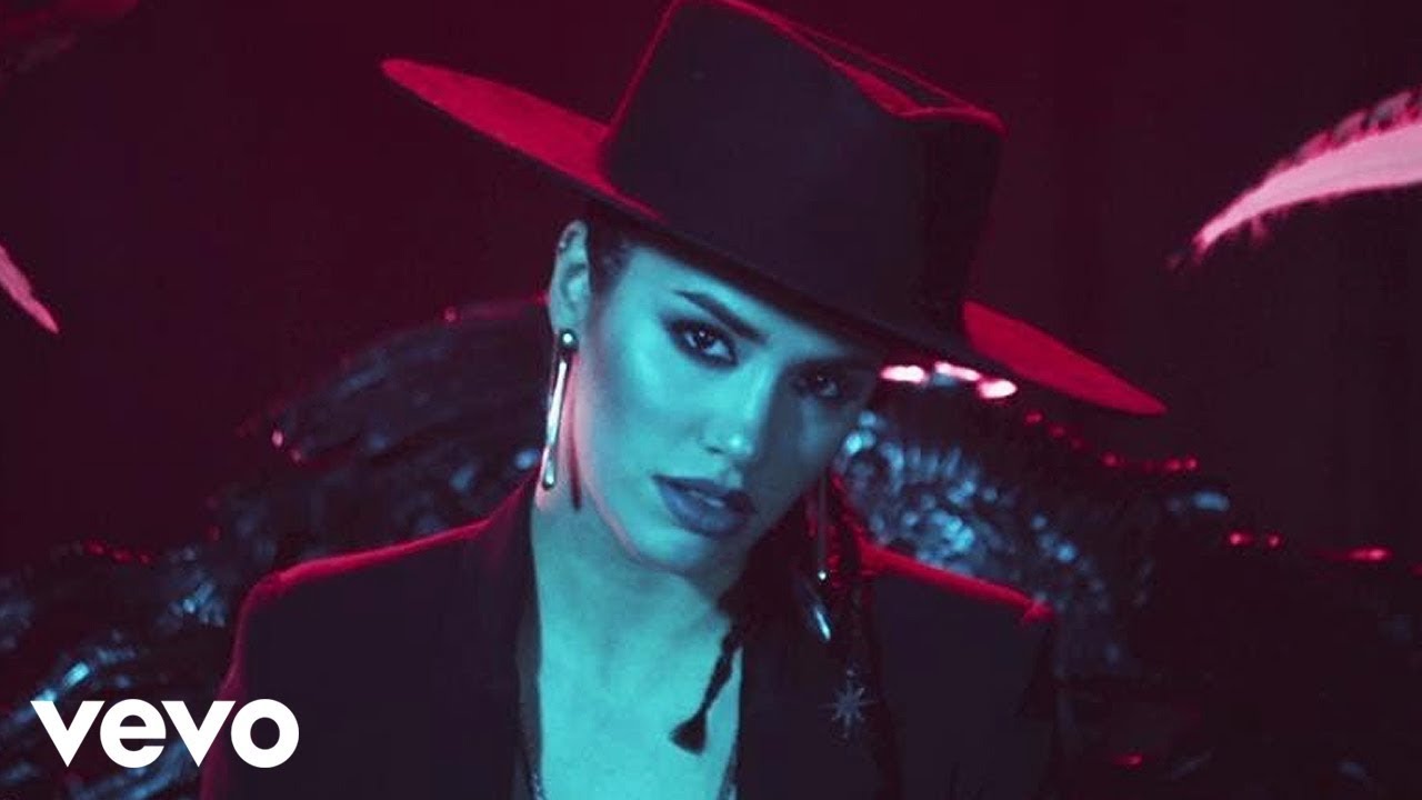 Tu Novia Lyrics Meaning In English Lali Lyrics Translated Tu Novia Lyrics Meaning In English Lali Lyrics Translated